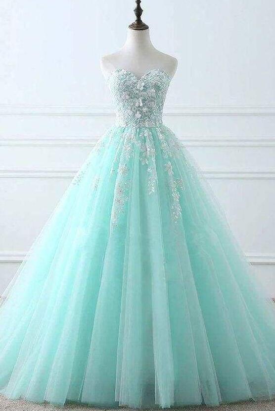 Sweetheart Puffy Tulle Prom Dress With Lace Appliques on Luulla