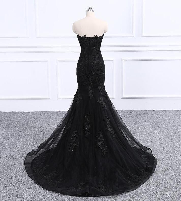 Sweetheart Neckline Black Fit To Flare Prom Dress With Lace on Luulla