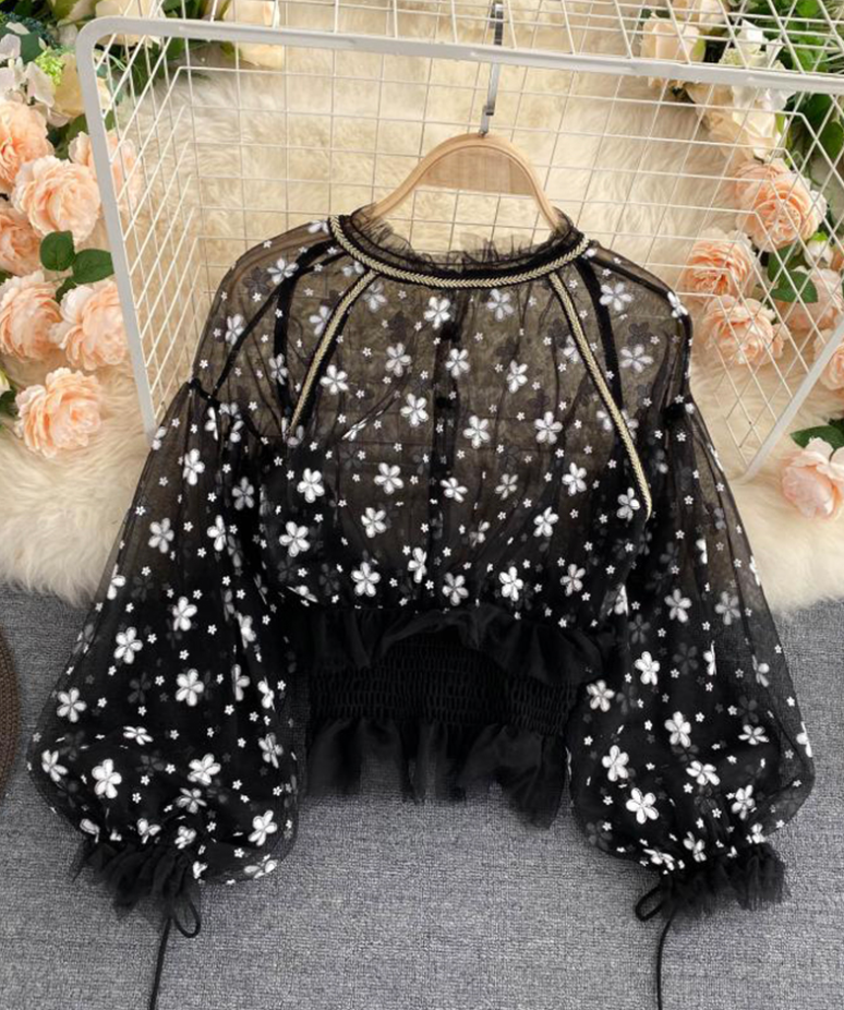 Sweet Puff Sleeve Tulle Top on Luulla